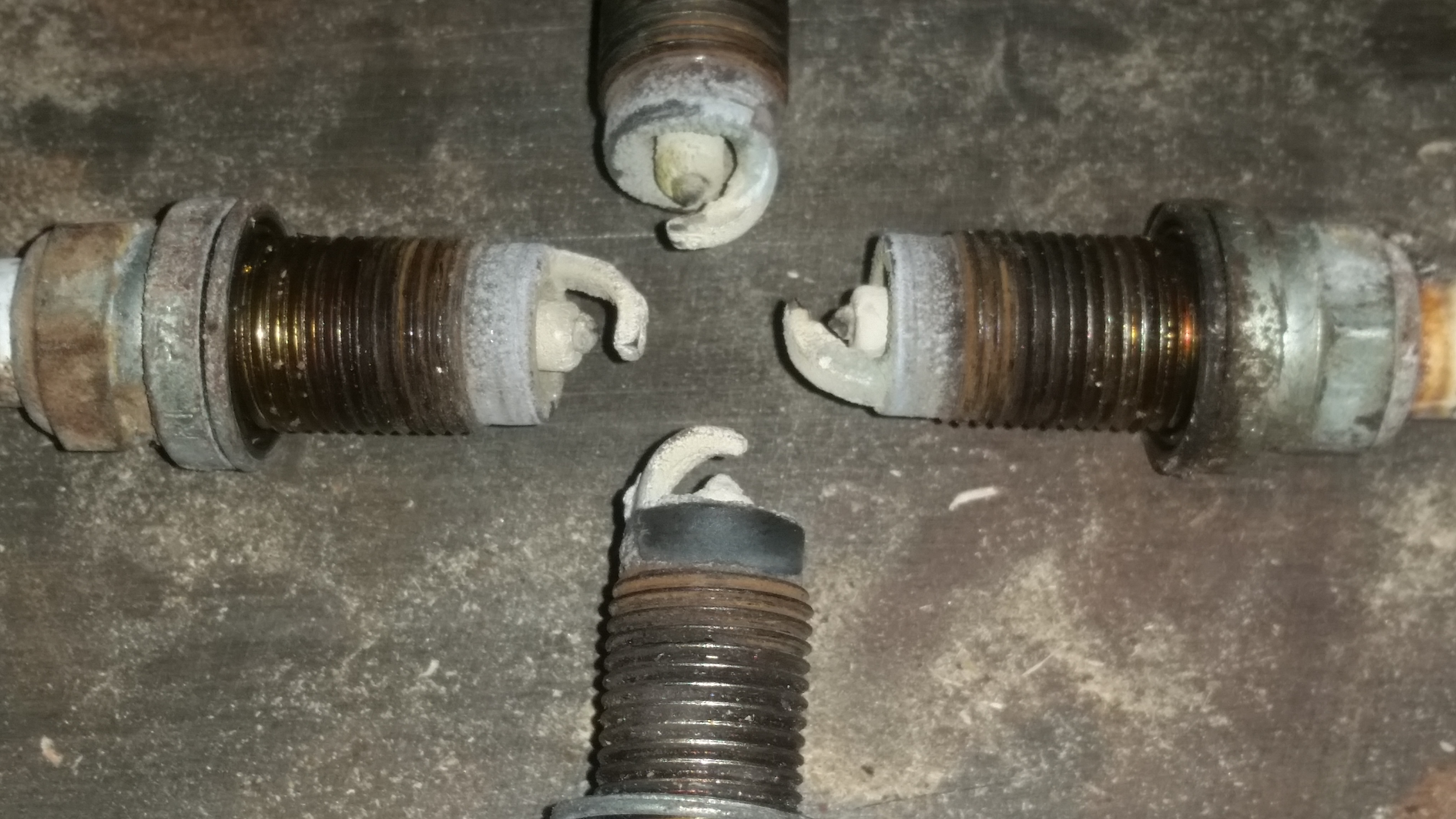VW Golf Error Codes 16684 And 16685 Missing On Cylinder 1 And VW Golf Error Codes 16684 And 16685 Missing On Cylinder 1 And